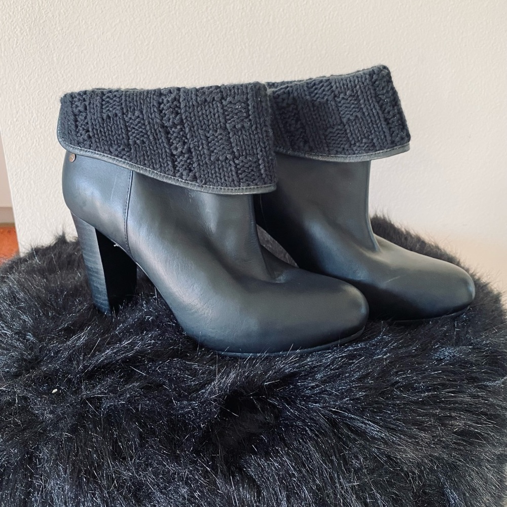 Ugg Dandylion Fold Down Black Leather Knit Booties Gem